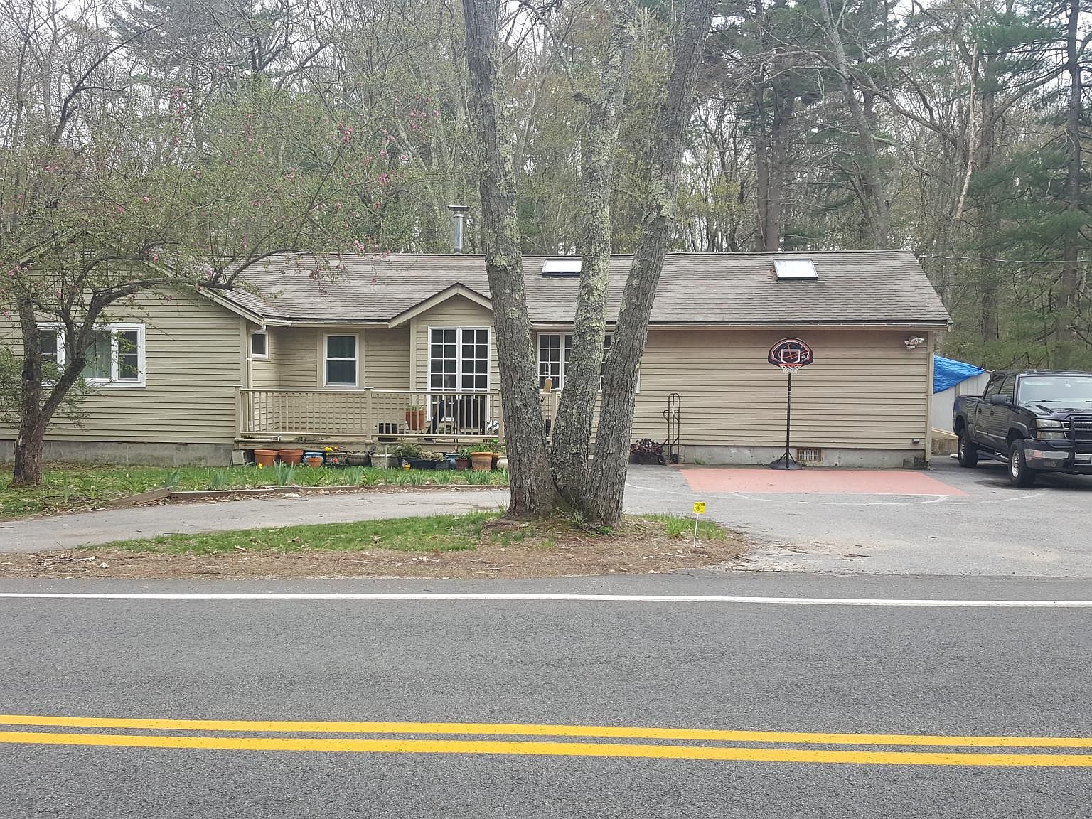 98 Claybrook Rd, Dover, MA 02030 | Zillow