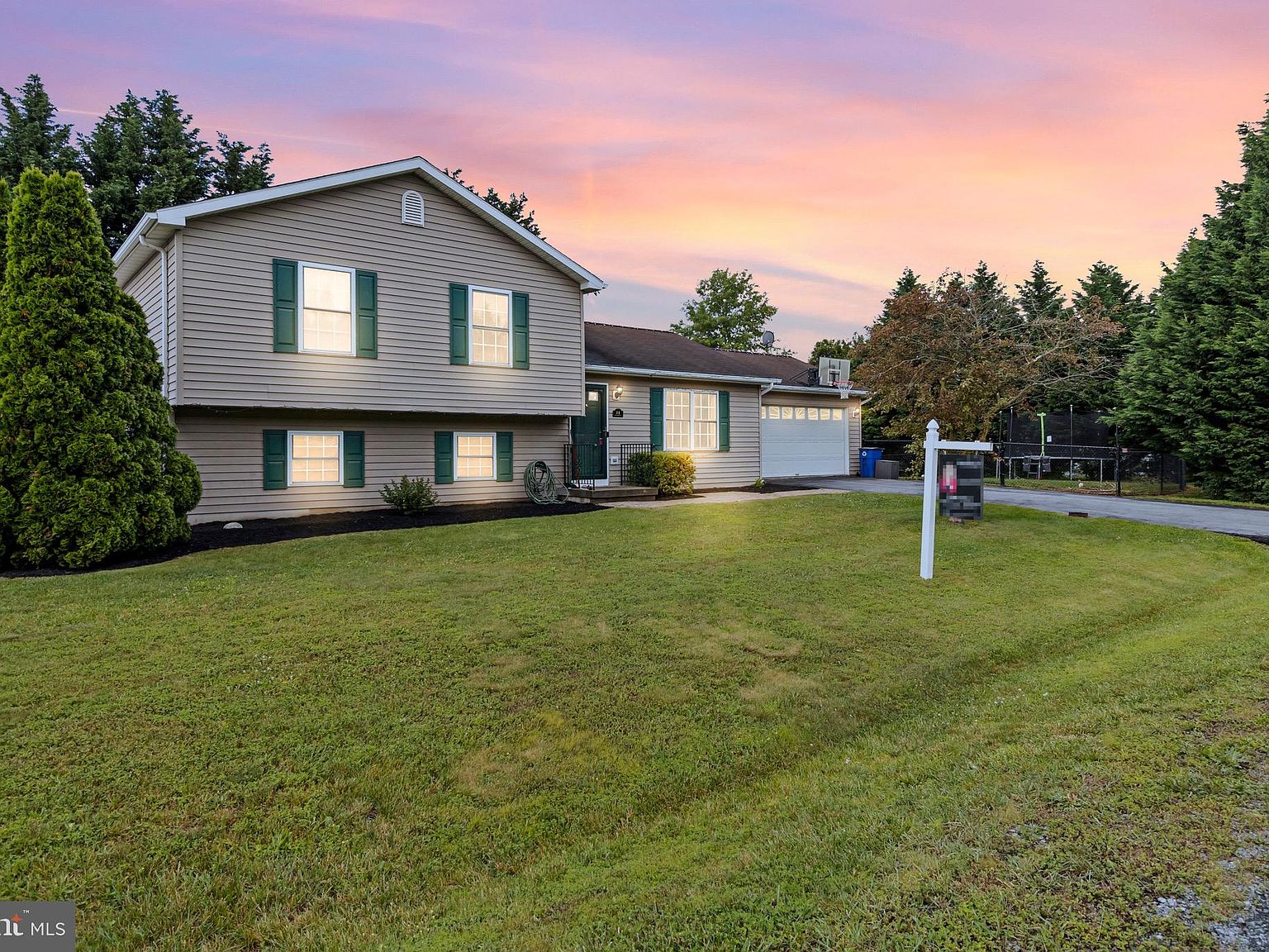 14 Moonlight Ln, Martinsburg, WV 25404 | Zillow