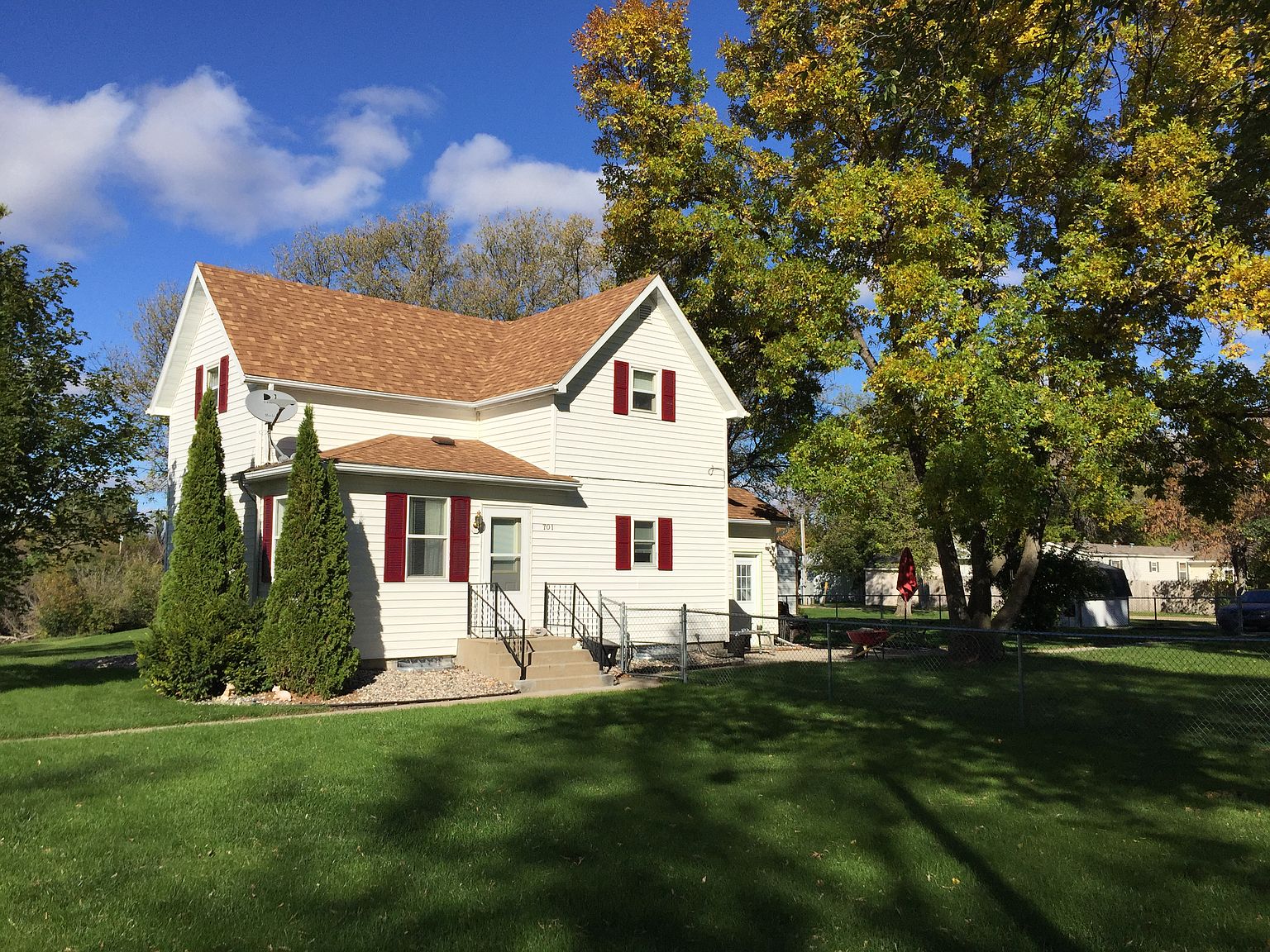 701 Truesdale Ave, Manvel, ND 58256 | Zillow