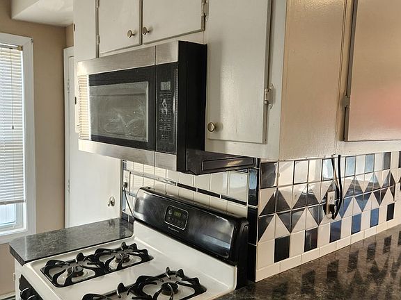 65 Prince St FLOOR 2, Pawtucket, RI 02860 | Zillow