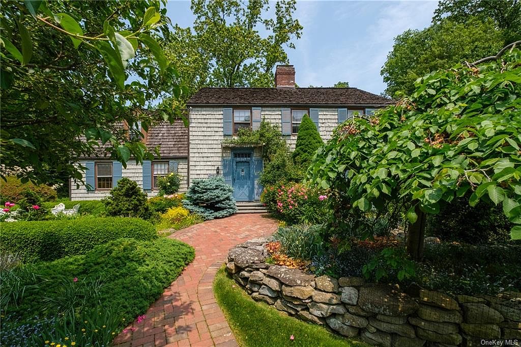 6 Old Farm Lane, Hartsdale, NY 10530 | MLS #H6258442 | Zillow