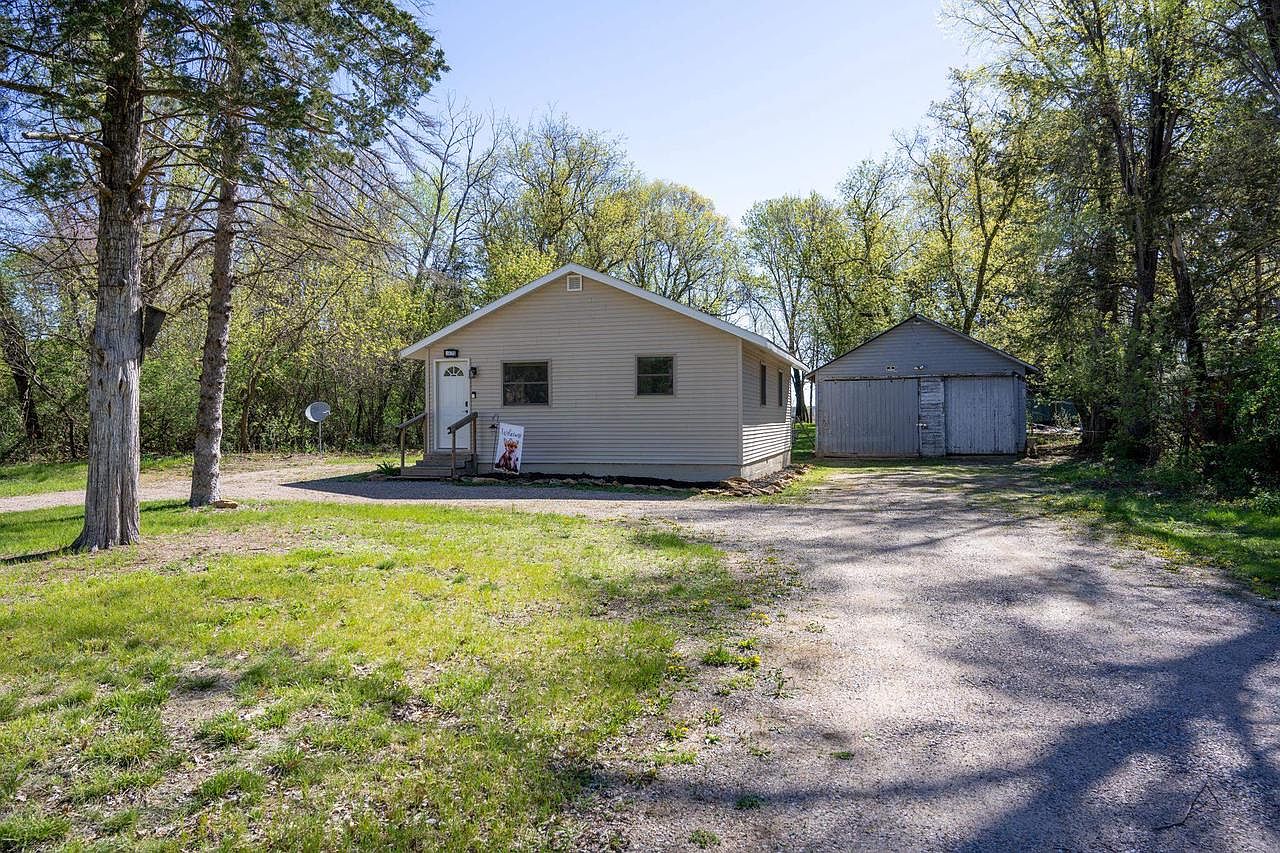 1870 County Road Z, Arkdale, WI 54613 | Zillow