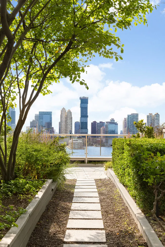 The Solaire at 20 River Terrace in Battery Park City : Sales, Rentals ...