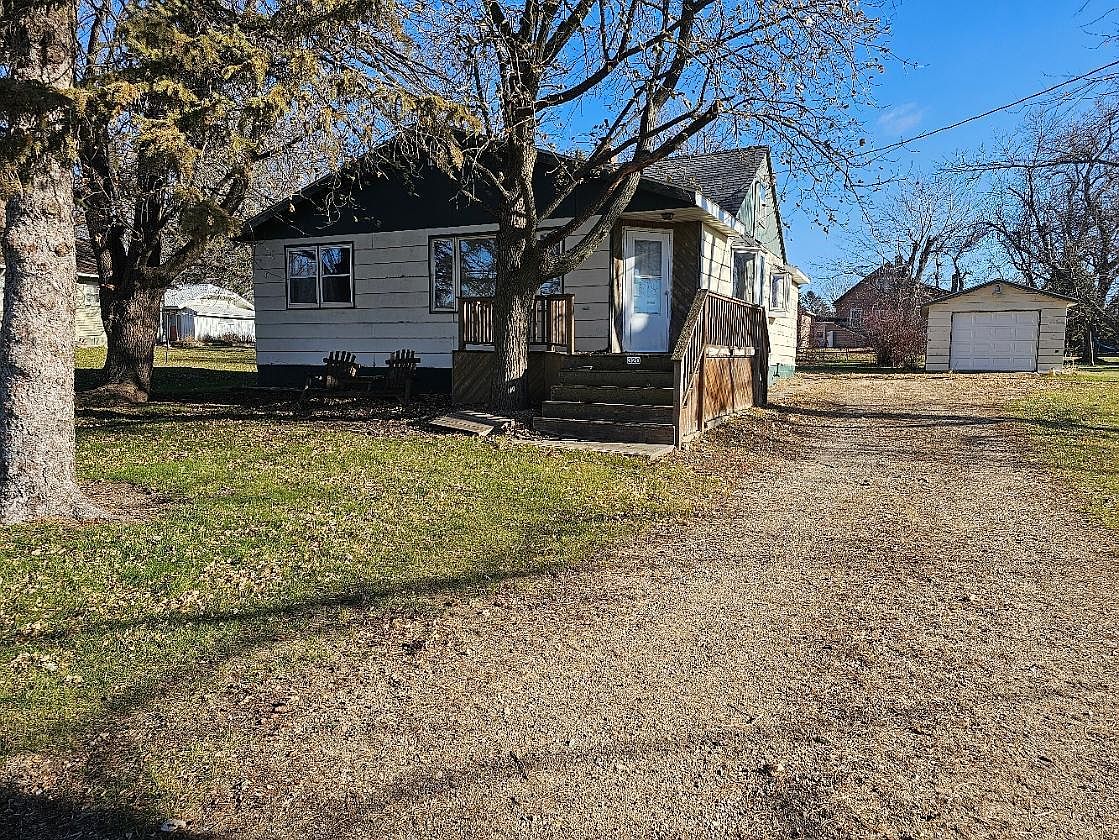 320 Main St S, Lake Wilson, MN 56151 | MLS #6443132 | Zillow