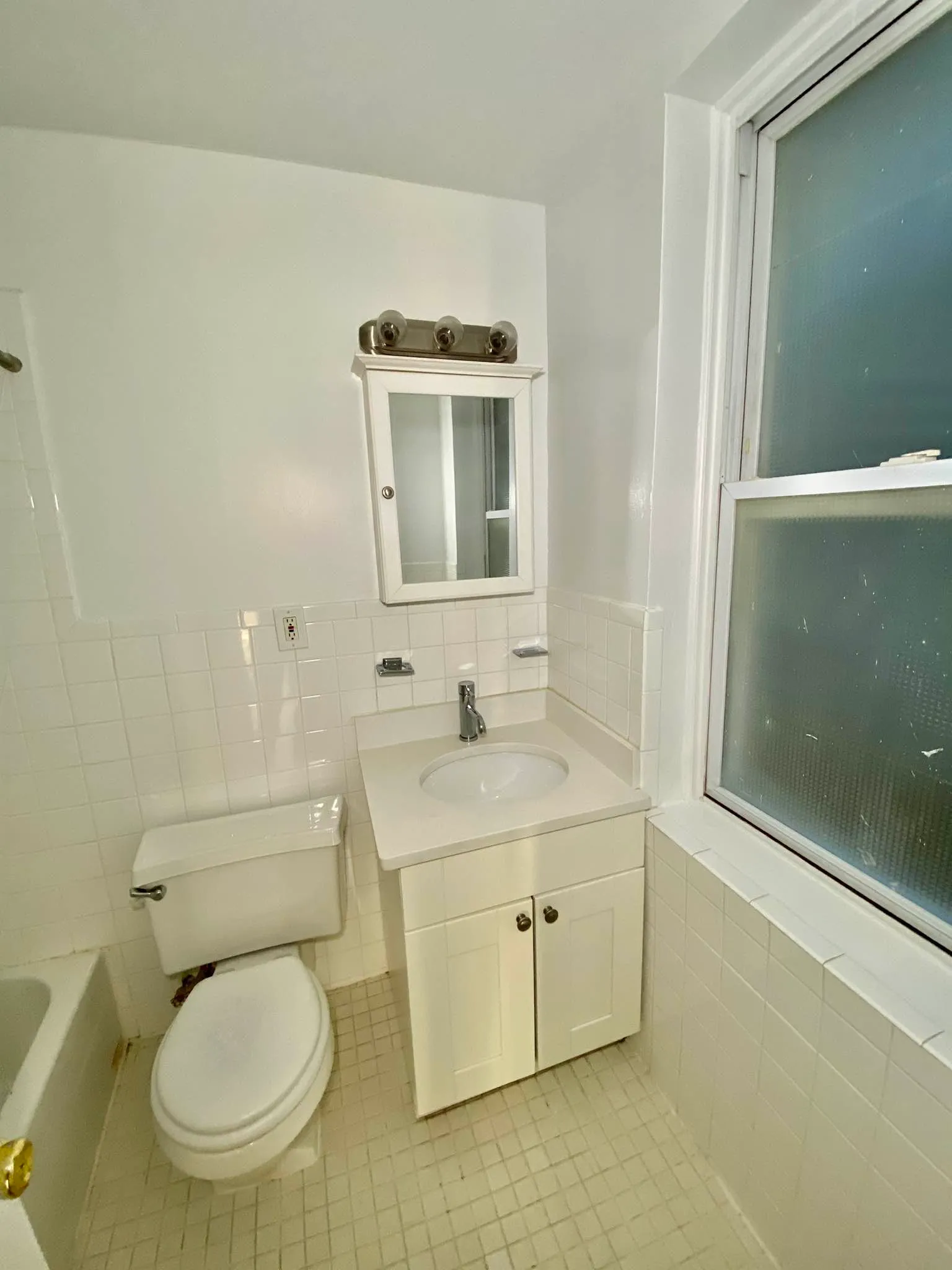 1372 1st Avenue #5 in Lenox Hill, Manhattan | StreetEasy