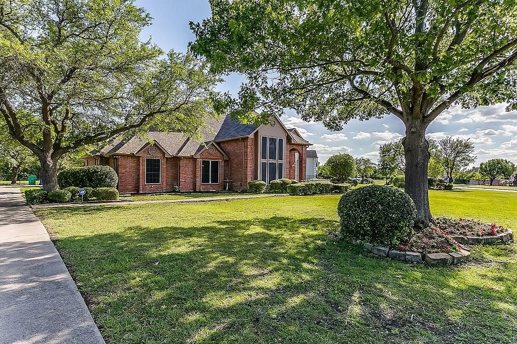 304 Drew Ln, Heath, TX 75032 | Zillow