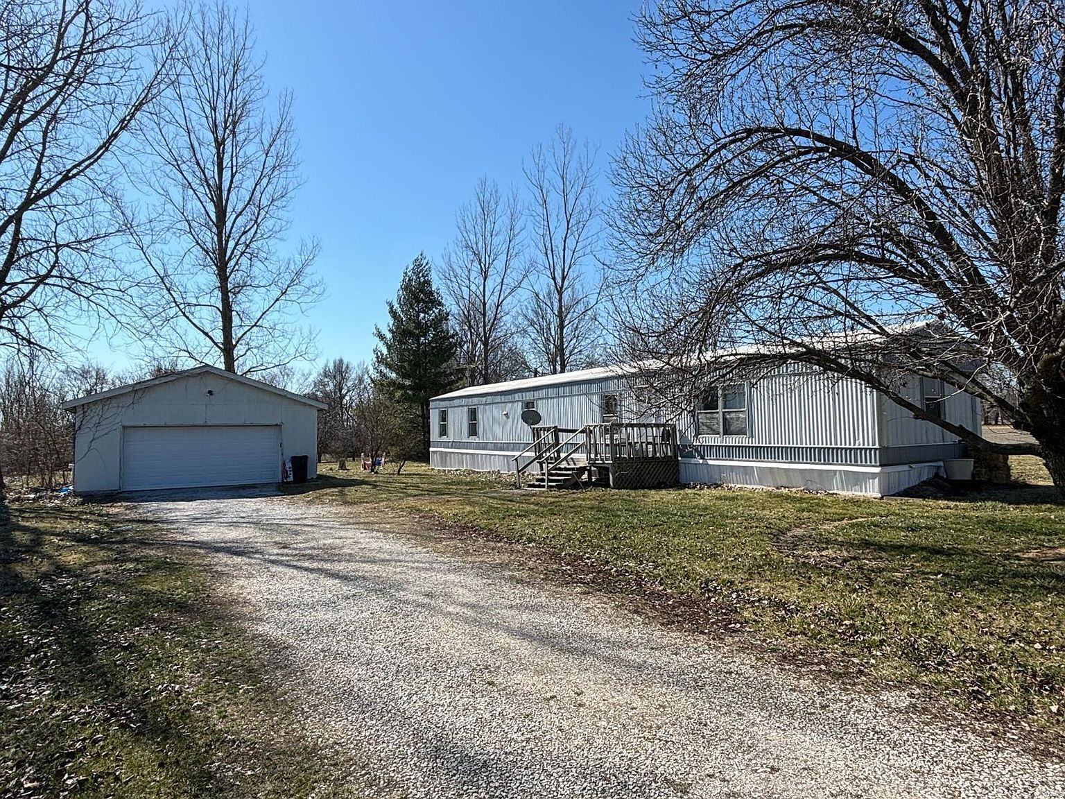 417 E Birch St, Hunnewell, MO 63443 | Zillow