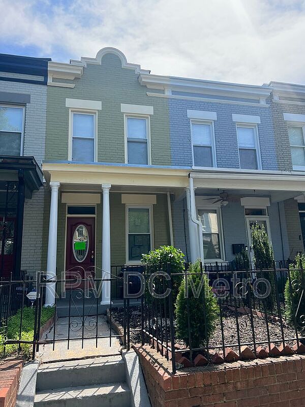 221 14th Pl NE, Washington, DC 20002 | Zillow