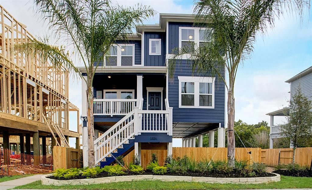 1326 Harbourtown Ct, Seabrook, TX 77586 | MLS #58053349 | Zillow