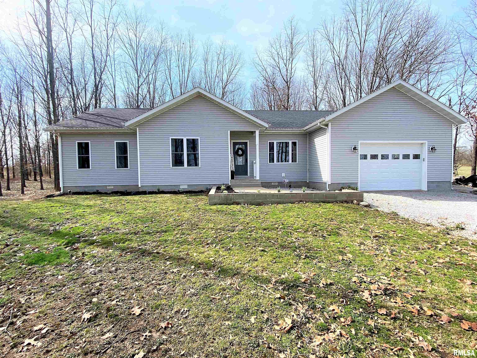 235 Eblin Rd, Texico, IL 62889 | Zillow