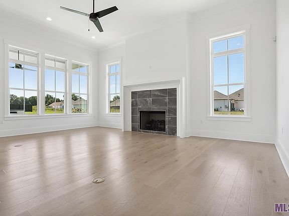 27046 Napa Ln, Zachary, LA 70791 | Zillow