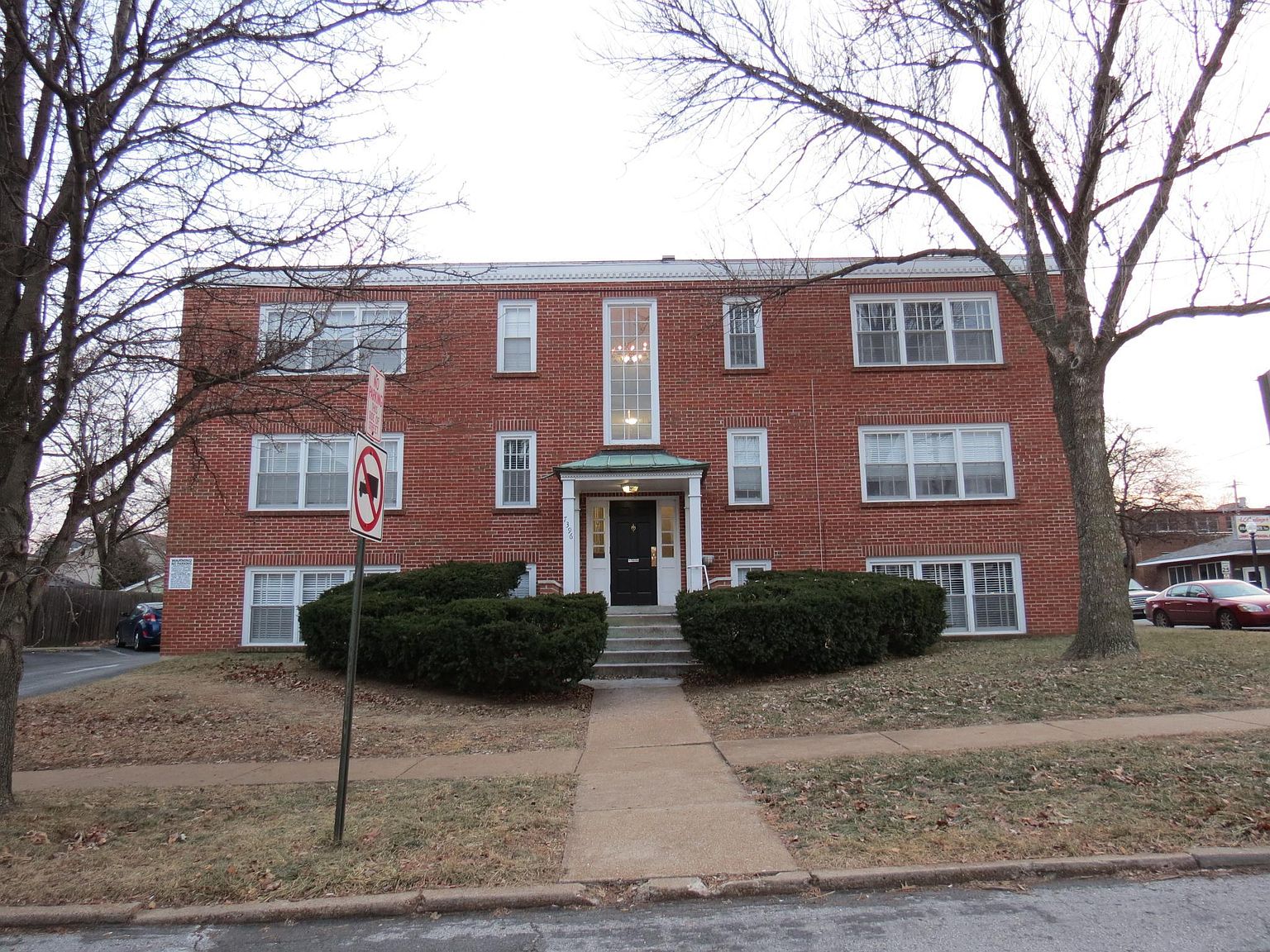 7396 Maple Ave #A, Saint Louis, MO 63143 | Zillow