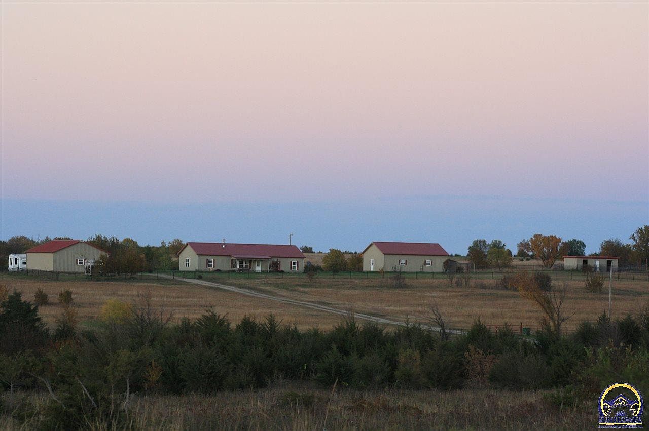 910 Road 280, Americus, KS 66835 | Zillow