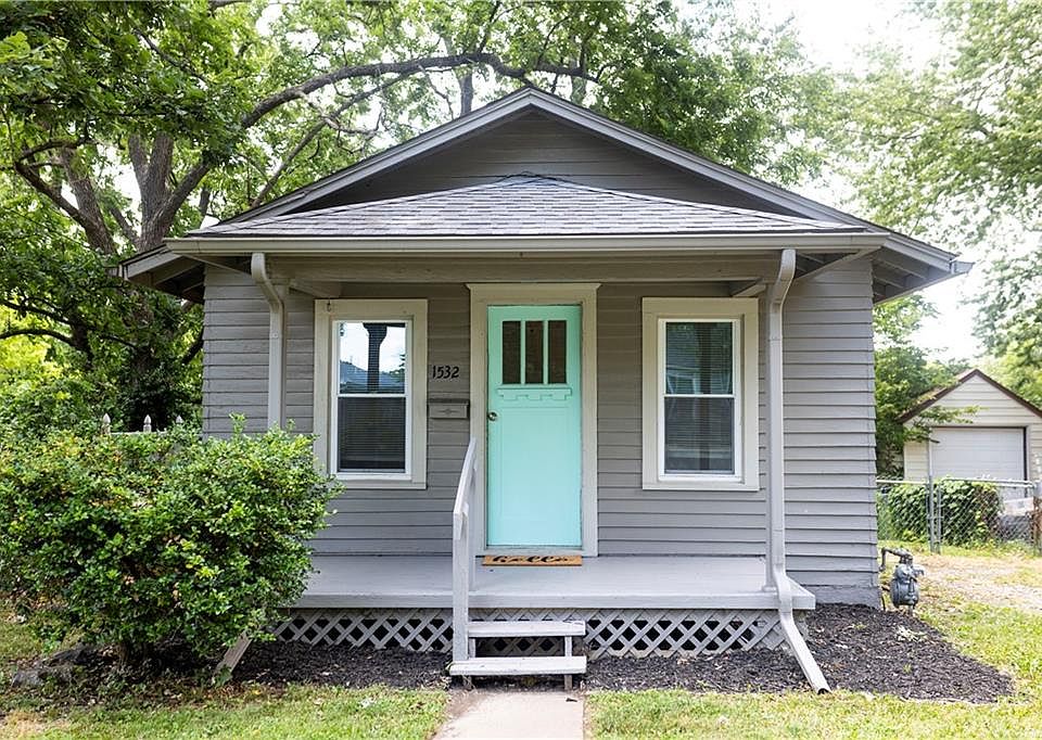 1532 S Pleasant St, Independence, MO 64055 | Zillow 1532 S Pleasant St, Independence, MO 64055 | Zillow