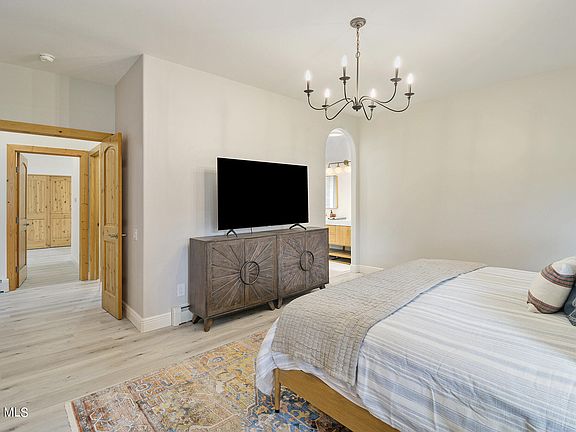 320 Elk Lane, Grand Lake, CO 80447 | MLS #23-1122 | Zillow