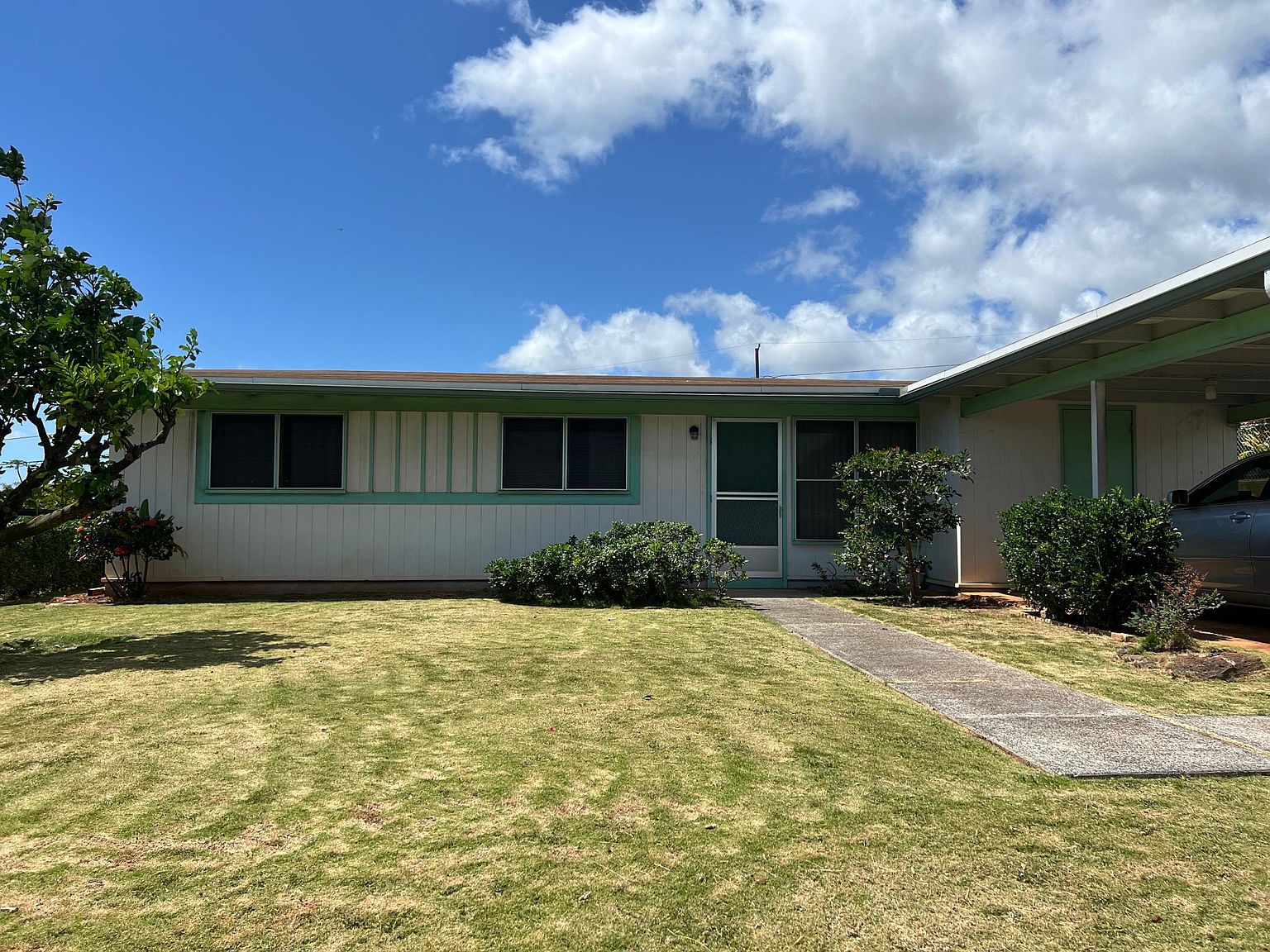 99-686 Halawa Heights Rd, Aiea, HI 96701 | Zillow