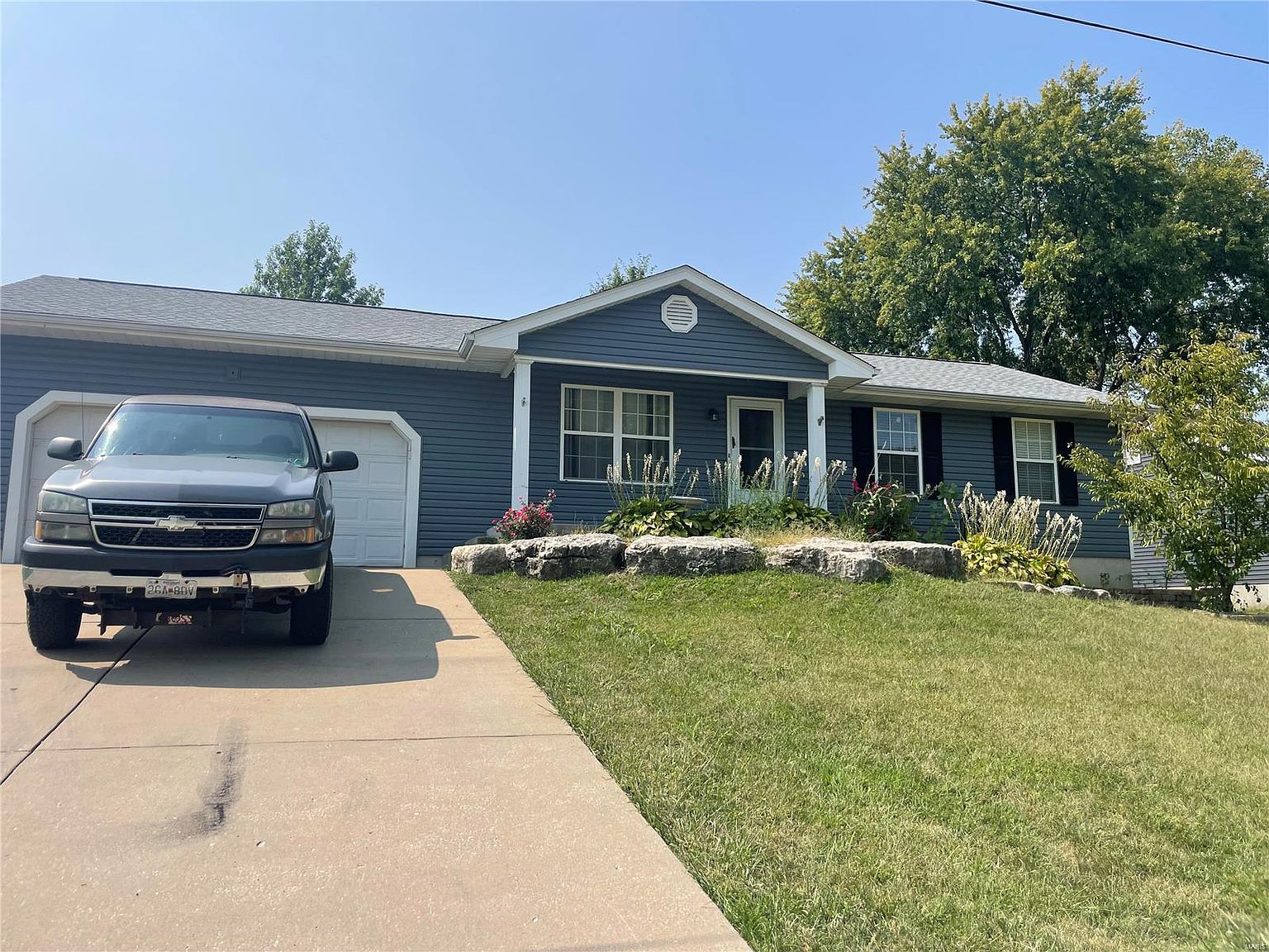709 Pinckney St, Warrenton, MO 63383 | Zillow