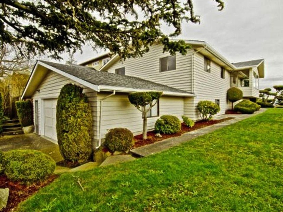 4055 40th Ave SW, Seattle, WA 98116 | Zillow