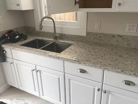1718 Grand Ave, San Diego, CA 92109 | Zillow