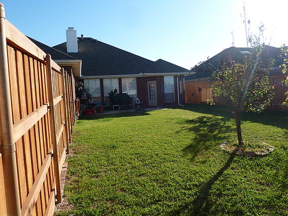 2321 Meredith Ln, Garland, TX 75042 | Zillow