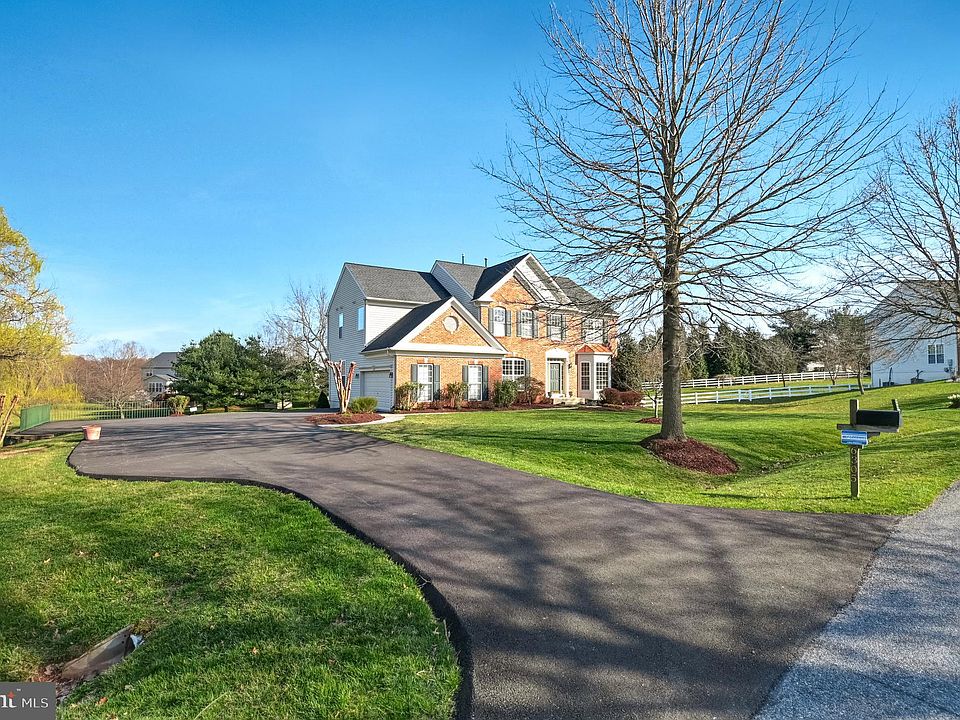 6305 Holland Meadow Ln, Laytonsville, MD 20882 | Zillow