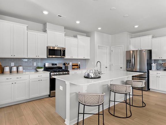 4 Fennec Dr, Fountain Inn, SC 29644 | MLS #1513368 | Zillow