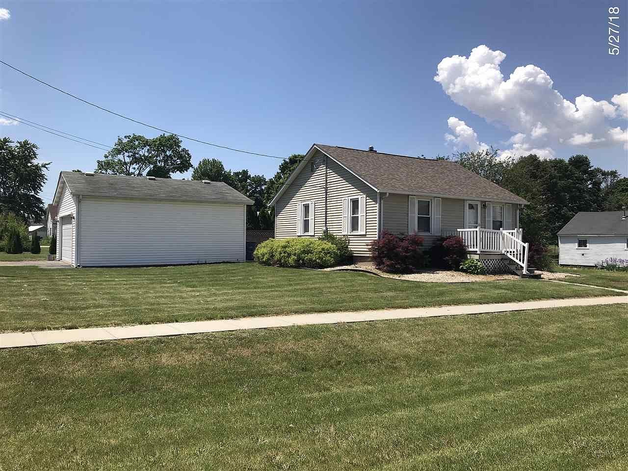 215 E Exchange St, Atkinson, IL 61235 | Zillow