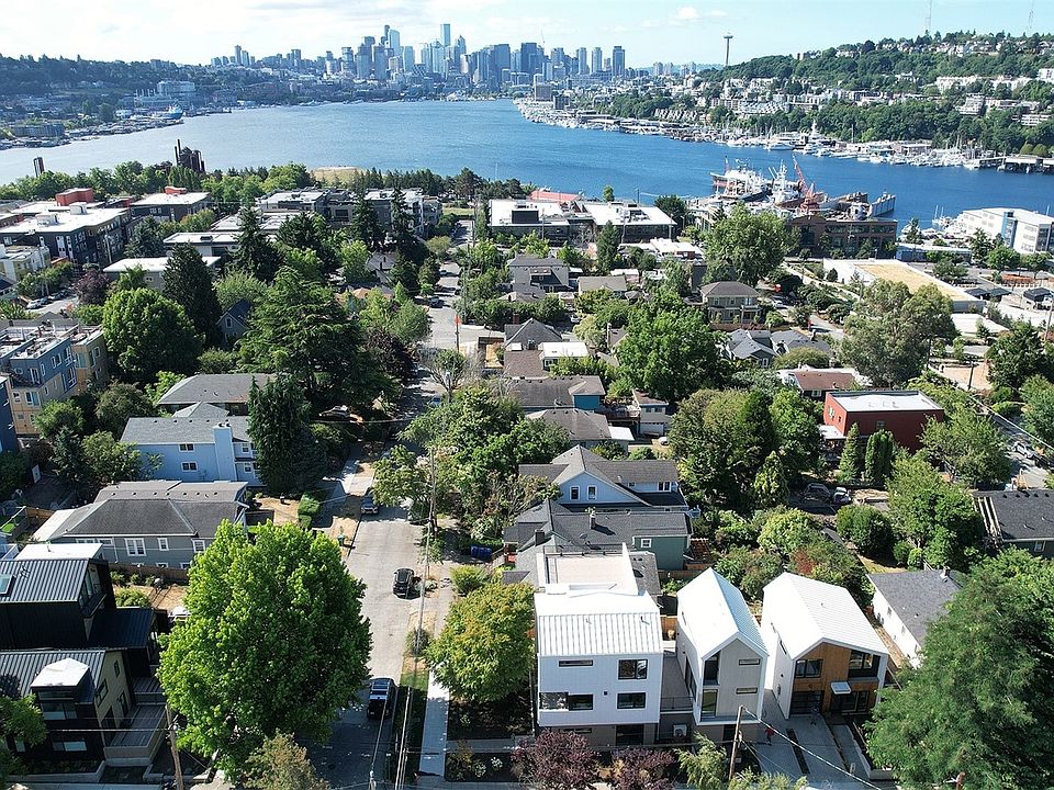 1617 N 36th Street, Seattle, WA 98103 | Zillow
