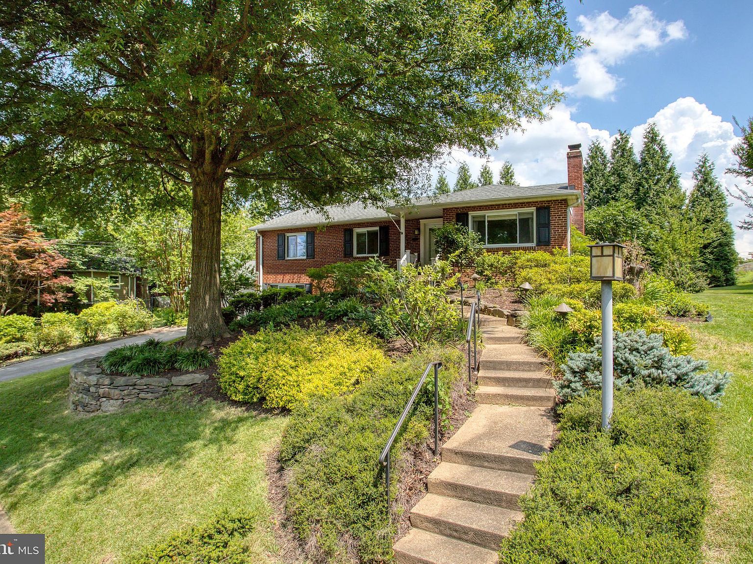 3303 Military Dr, Falls Church, VA 22044 | Zillow