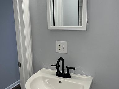 186 Ocean Ave #B, Middletown, NJ 07748 | Zillow