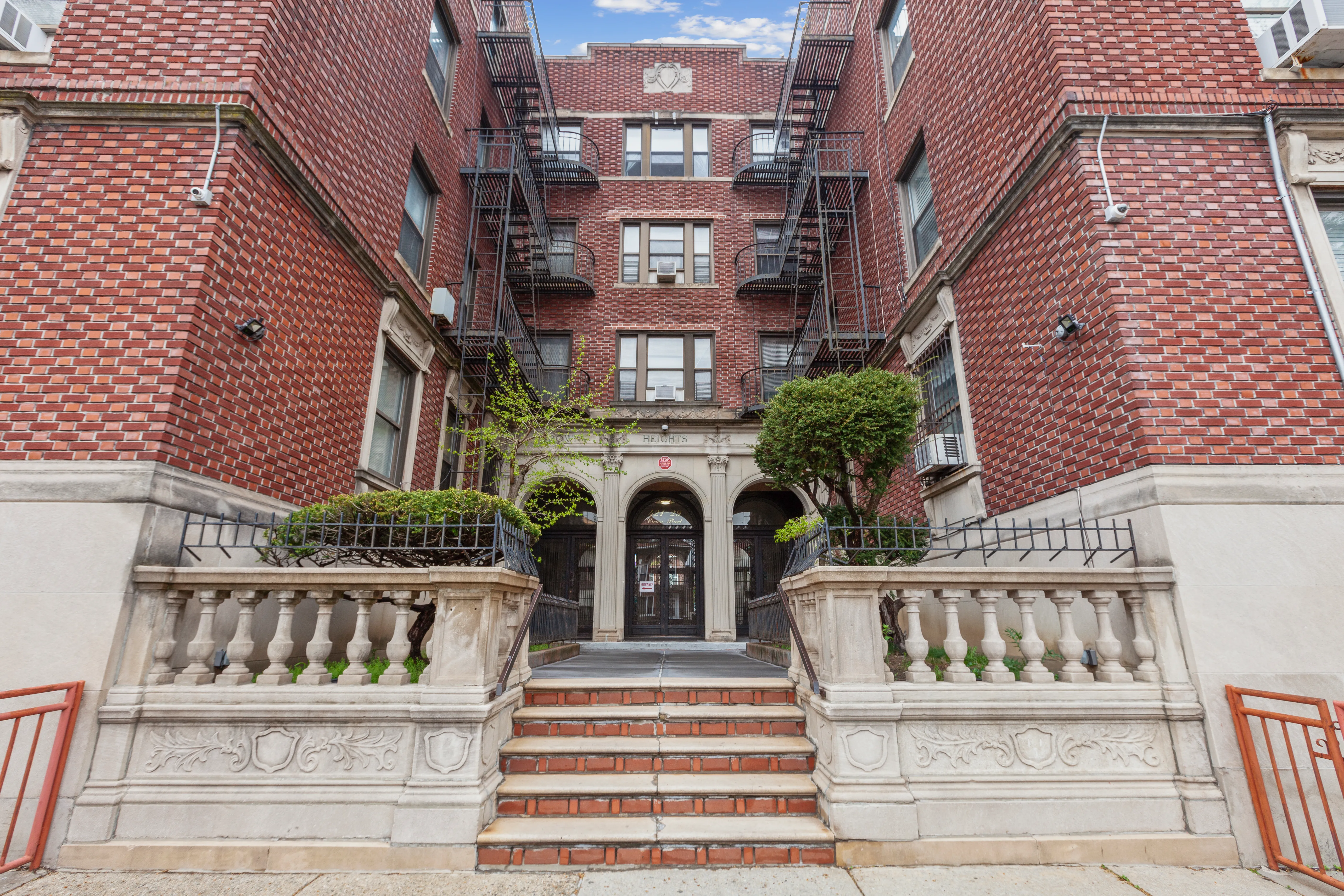 421 Crown Street #14R in Crown Heights, Brooklyn | StreetEasy