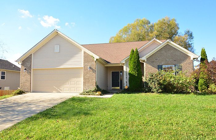 876 Stonebridge Dr, Avon, IN 46123 | Zillow