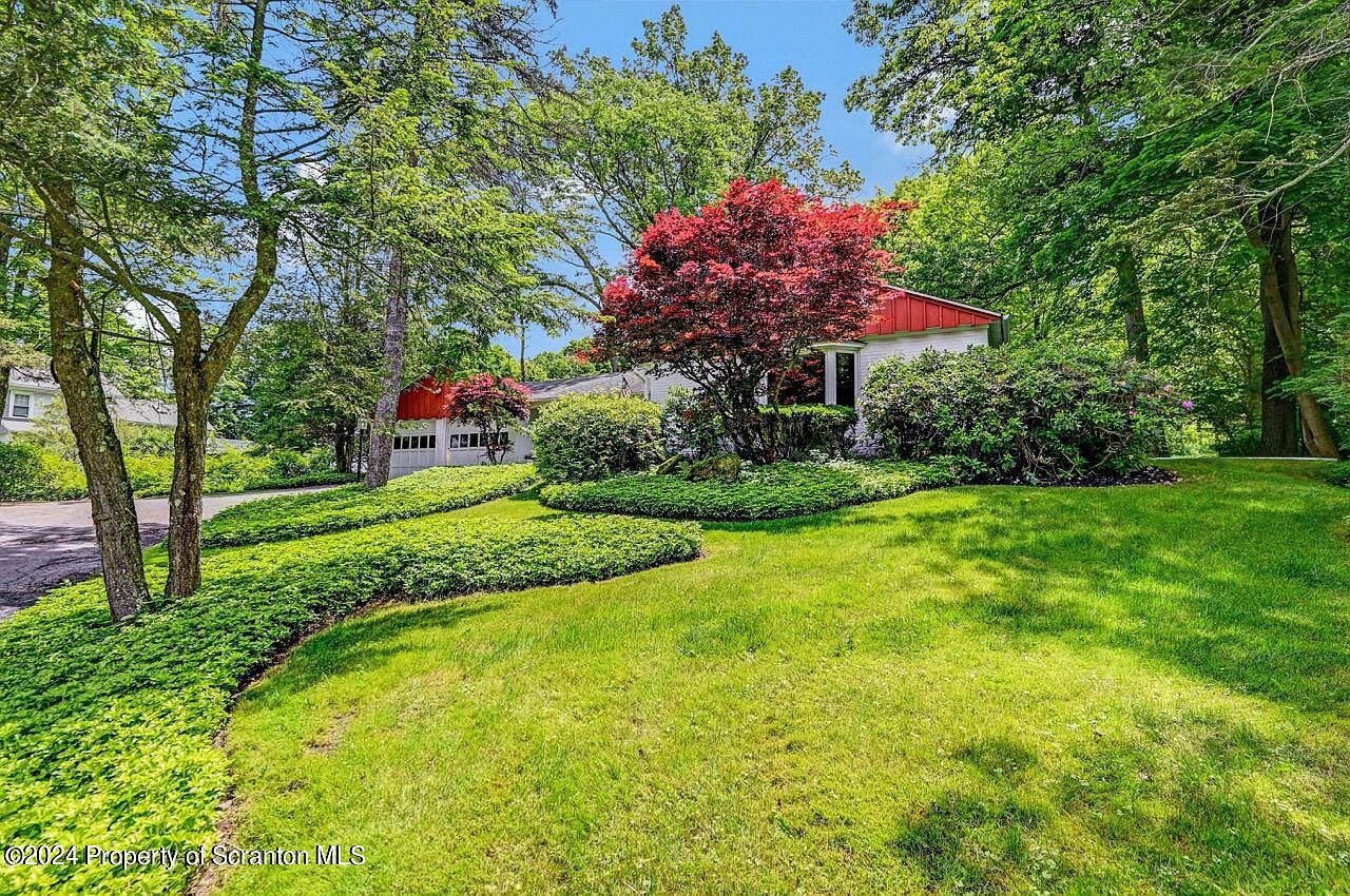 1342 N Abington Rd, Waverly, PA 18471 | Zillow