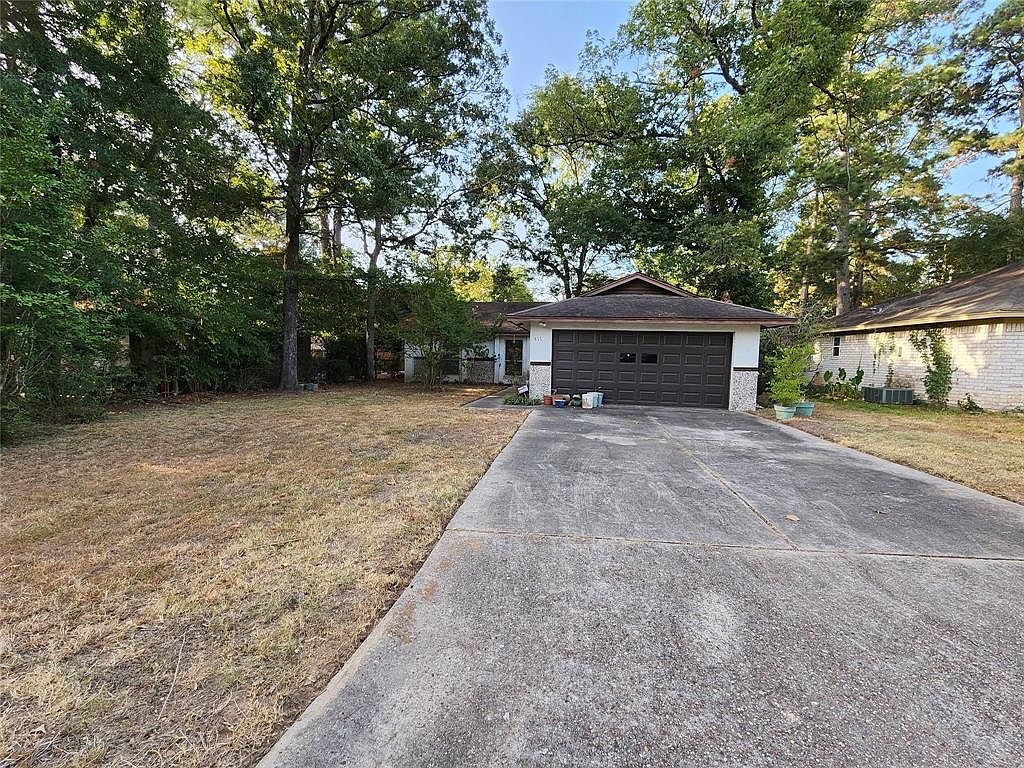 311 Jill St, Conroe, TX 77303 | Zillow