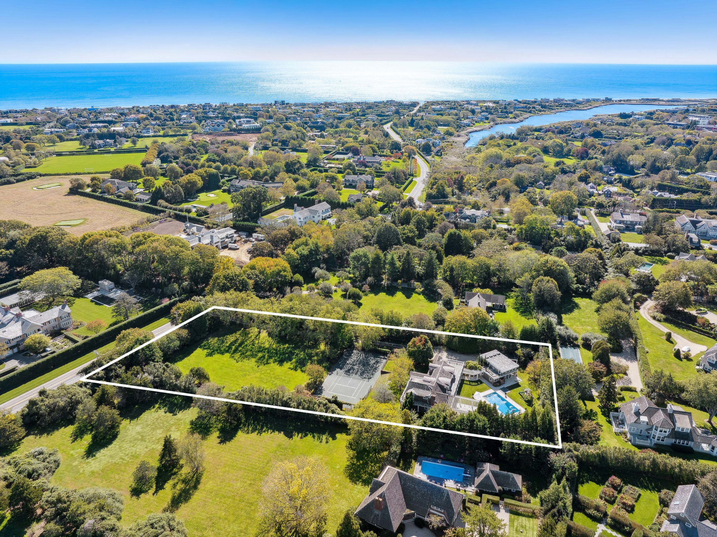 914 Ocean Rd, Bridgehampton, NY 11932 | Out East