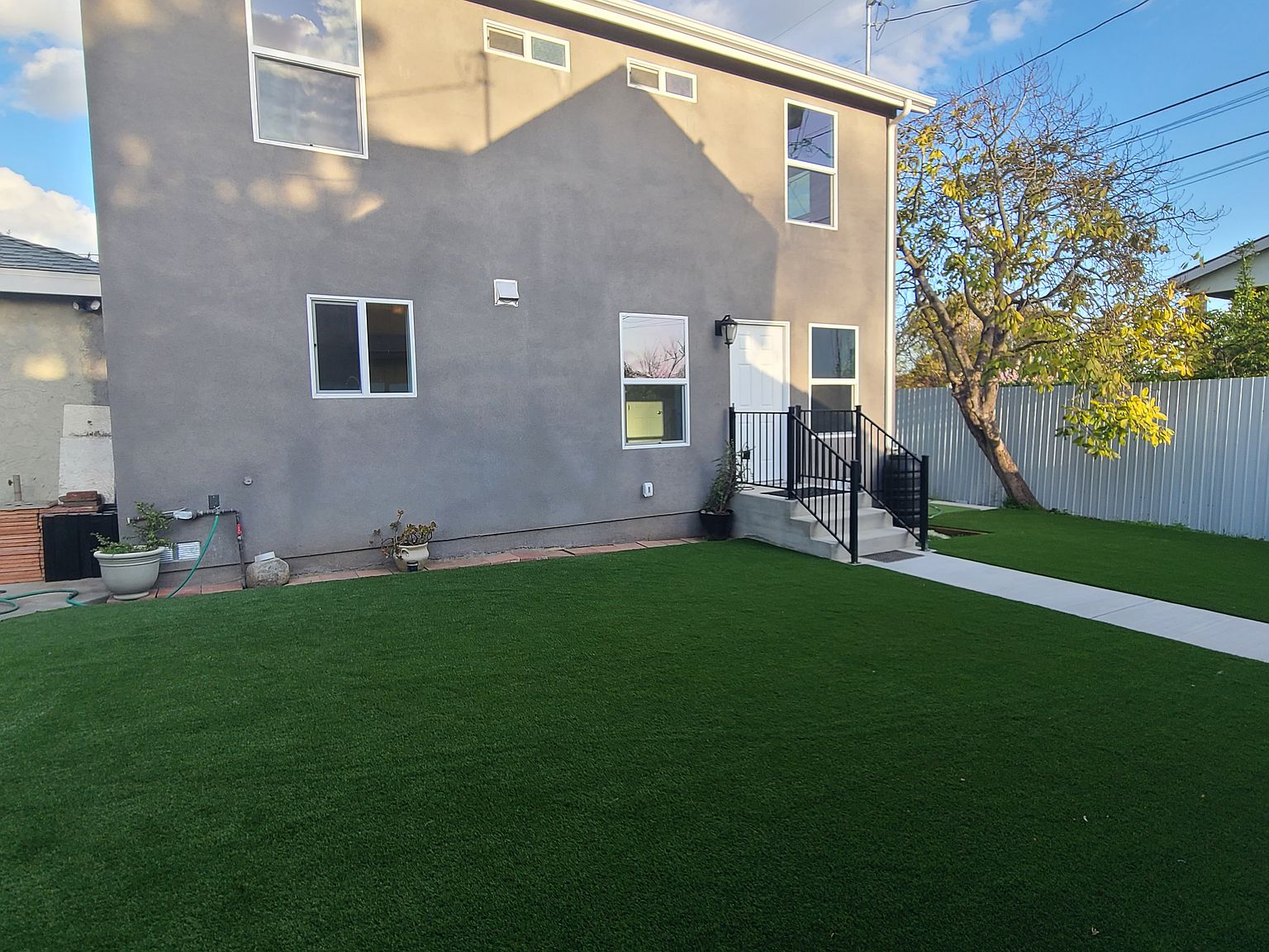 384 Hargrave St #1/2, Inglewood, CA 90302 | Zillow