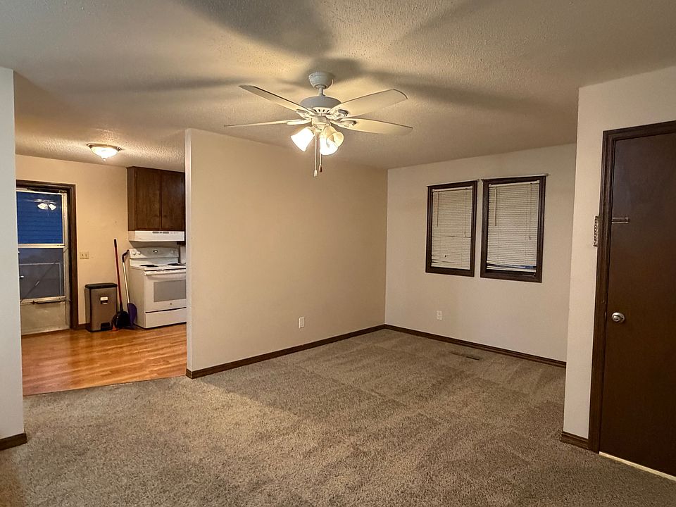 512 N Carrie St McPherson KS | Zillow