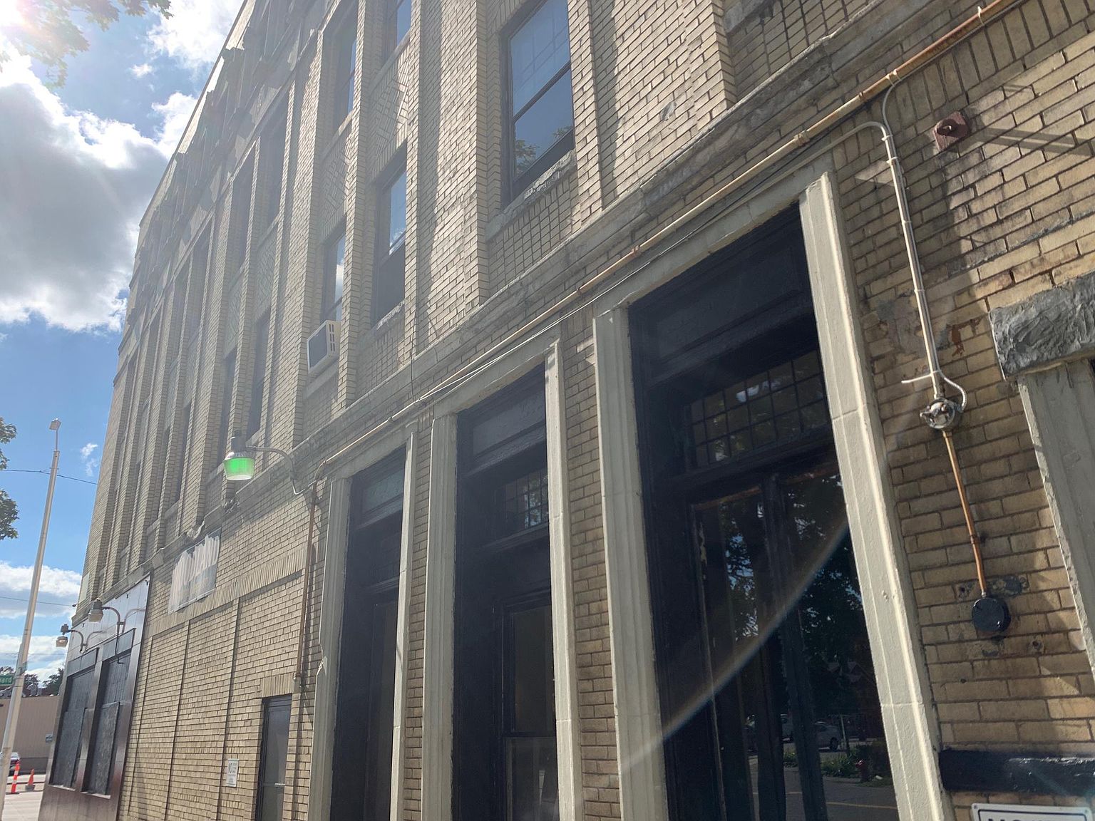 9 Woodland St #404, Detroit, MI 48202 | Zillow