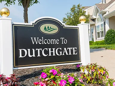 101 Willow Ln Valley Stream NY | Zillow