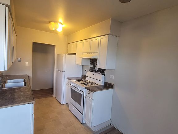 1144 Copperfield Ln UNIT C, Schaumburg, IL 60193 | Zillow