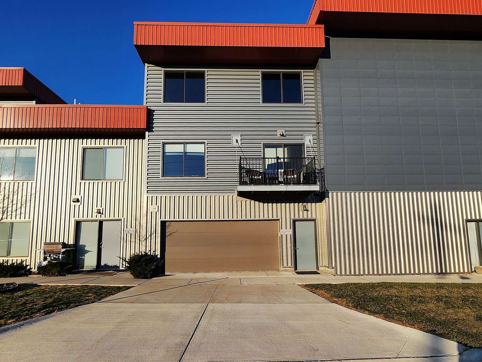 293 N 2nd St, Brighton, MI 48116 | MLS #20250021104 | Zillow