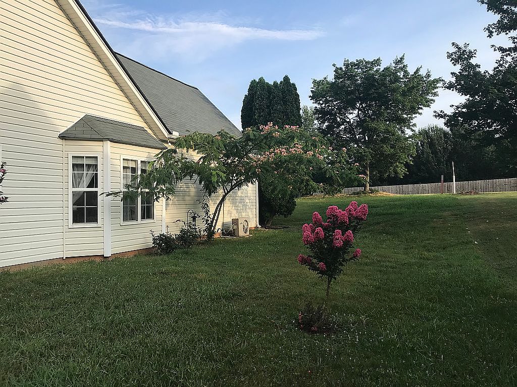 5689 Conner Rd, Flowery Branch, GA 30542 | Zillow