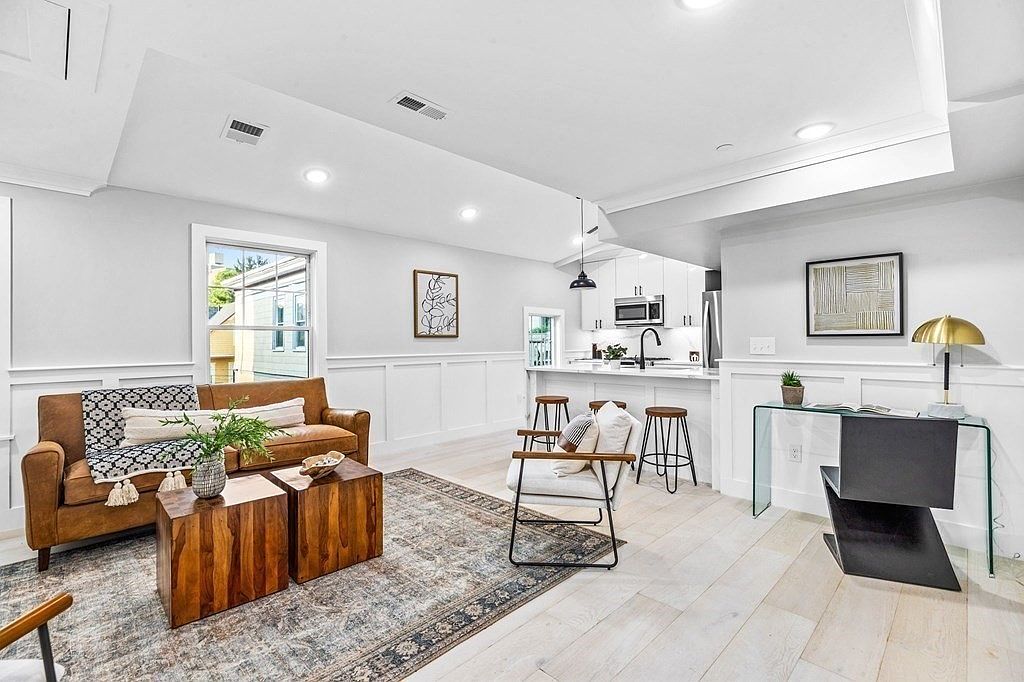 1252 Broadway #6, Somerville, MA 02144 | Zillow