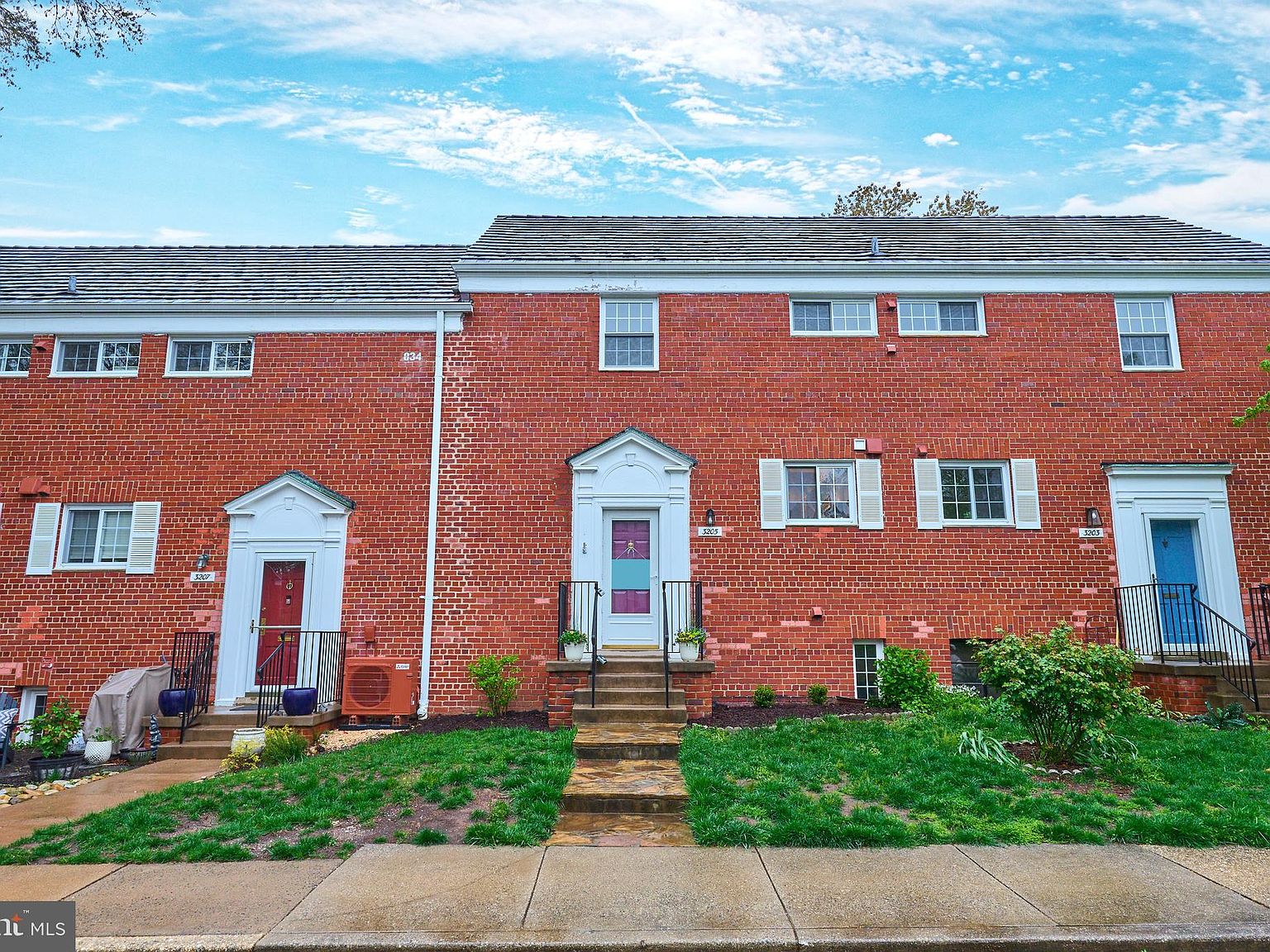3205 Ravensworth Pl, Alexandria, VA 22302 | Zillow