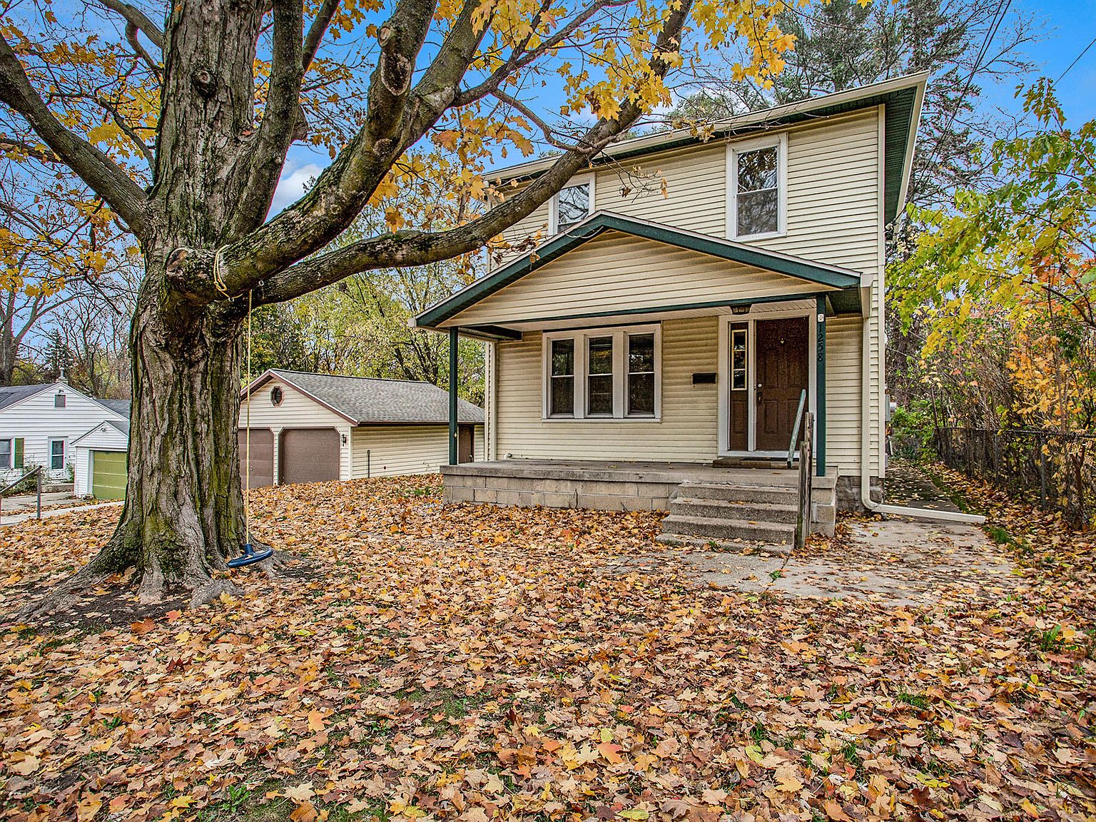 1258 Edith Ave NE, Grand Rapids, MI 49505 | Zillow