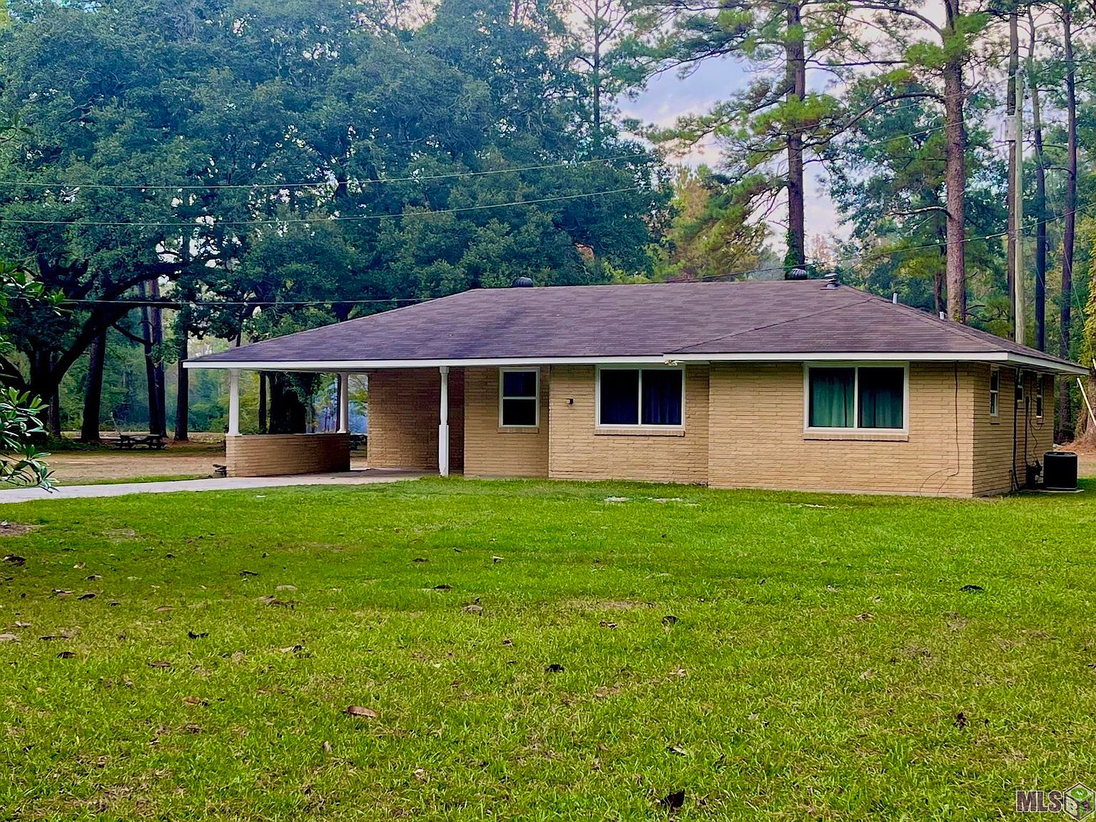 18059 Watts Rd, Livingston, LA 70754 | Zillow