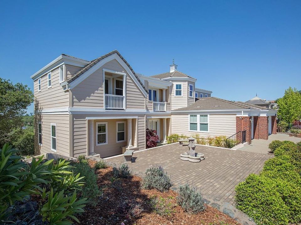 87 Stonetree Ln, Novato, CA 94945 | Zillow