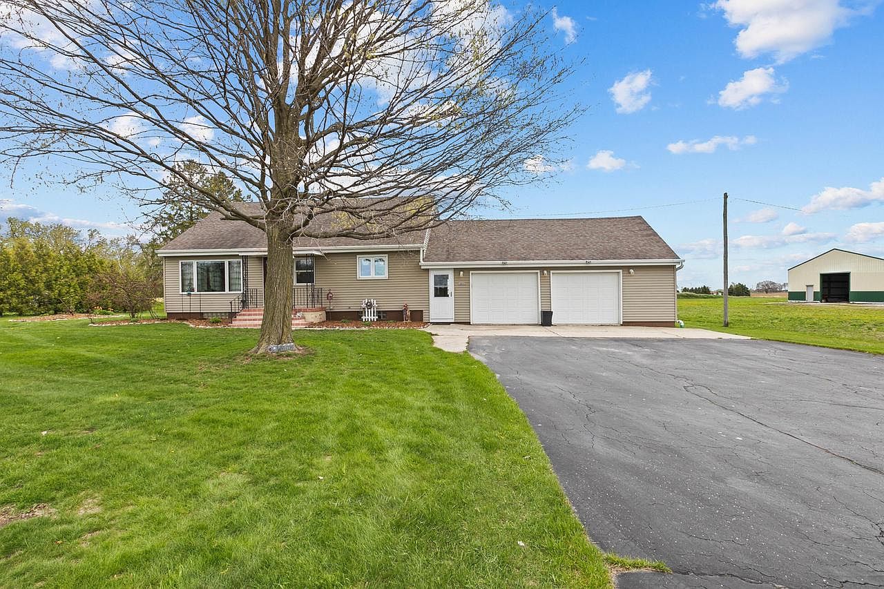 10833 State Highway 42, Newton, WI 53063 | Zillow