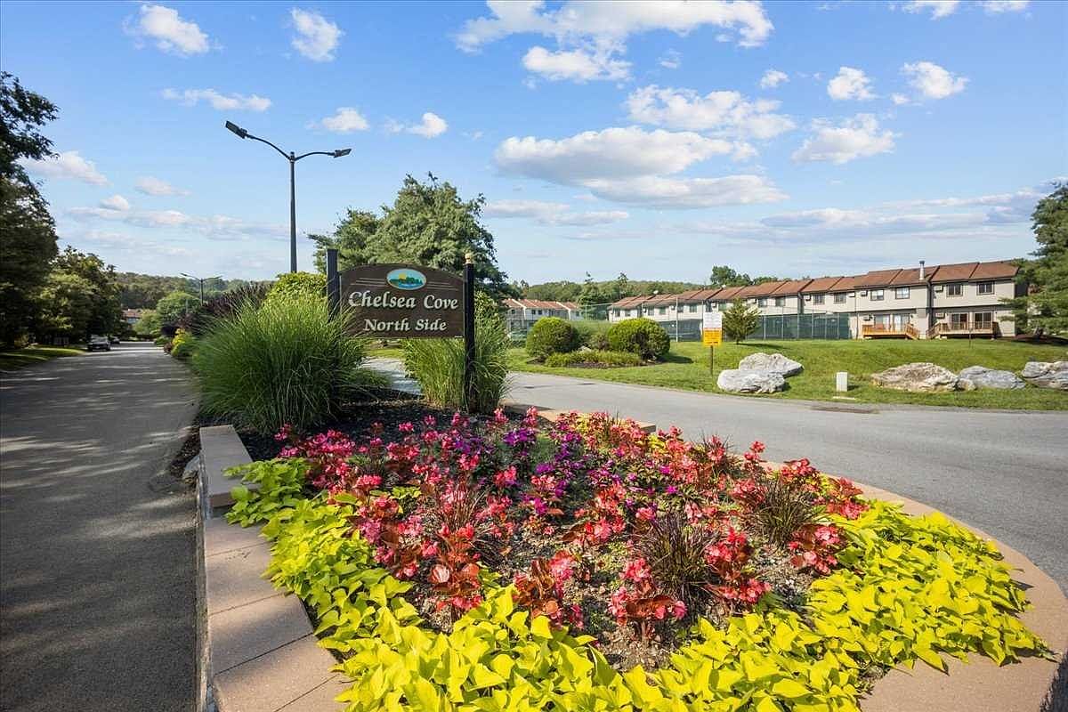 5403 Chelsea Cv N, Hopewell Junction, NY 12533 | Zillow