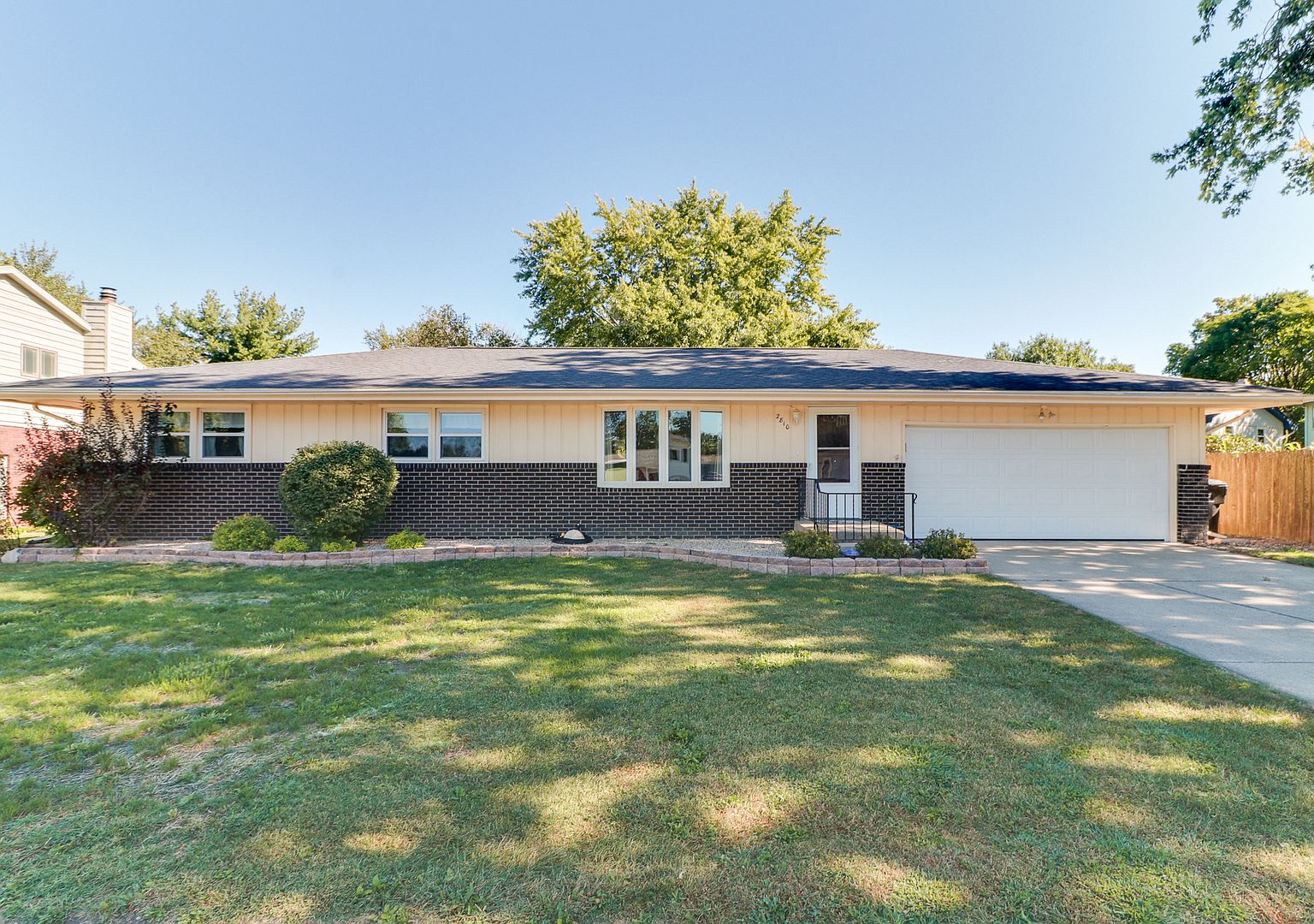 2810 Morningside Dr, Bloomington, IL 61704 | Zillow